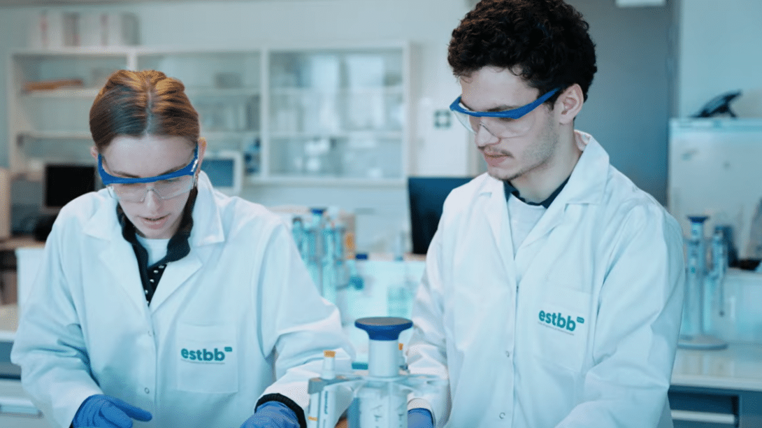 Découvrez le diplôme Ingénieur spécialité Biotechnologie en vidéo ...